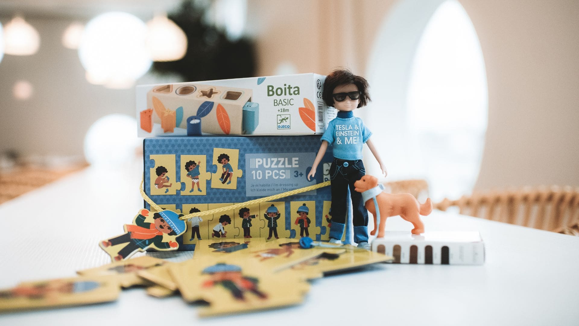 Leksaker med fokus på allas lika värde - ELSA och SAM checkar in på ...